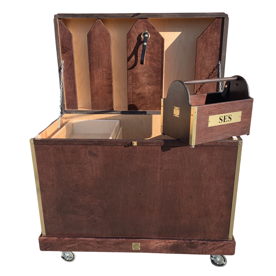 "The Equestrian" Tack Trunk – Black Knight International